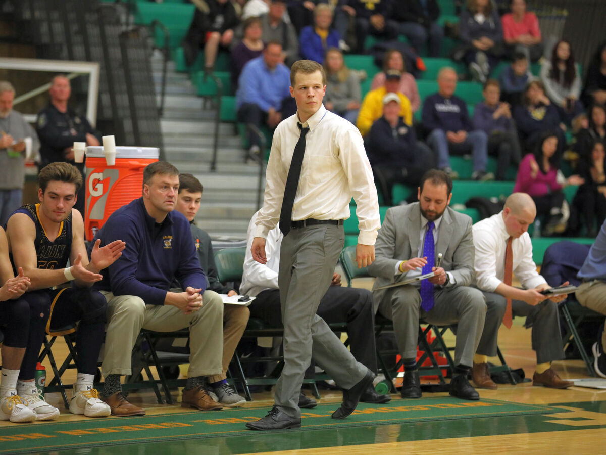 Basketball: Saline Boys Win at Monroe | The Saline Post