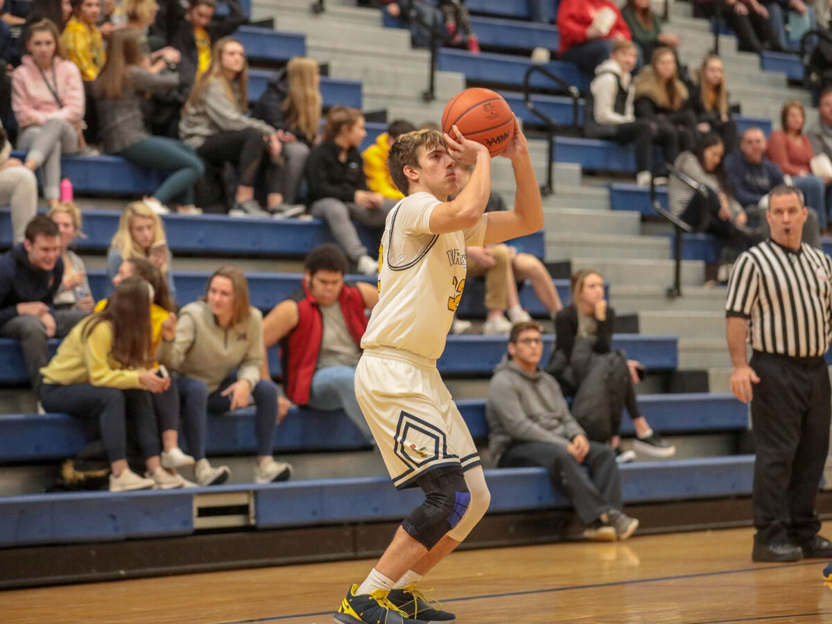 BASKETBALL: Saline Shooters On Target in Win Over Lansing-Everett | The ...