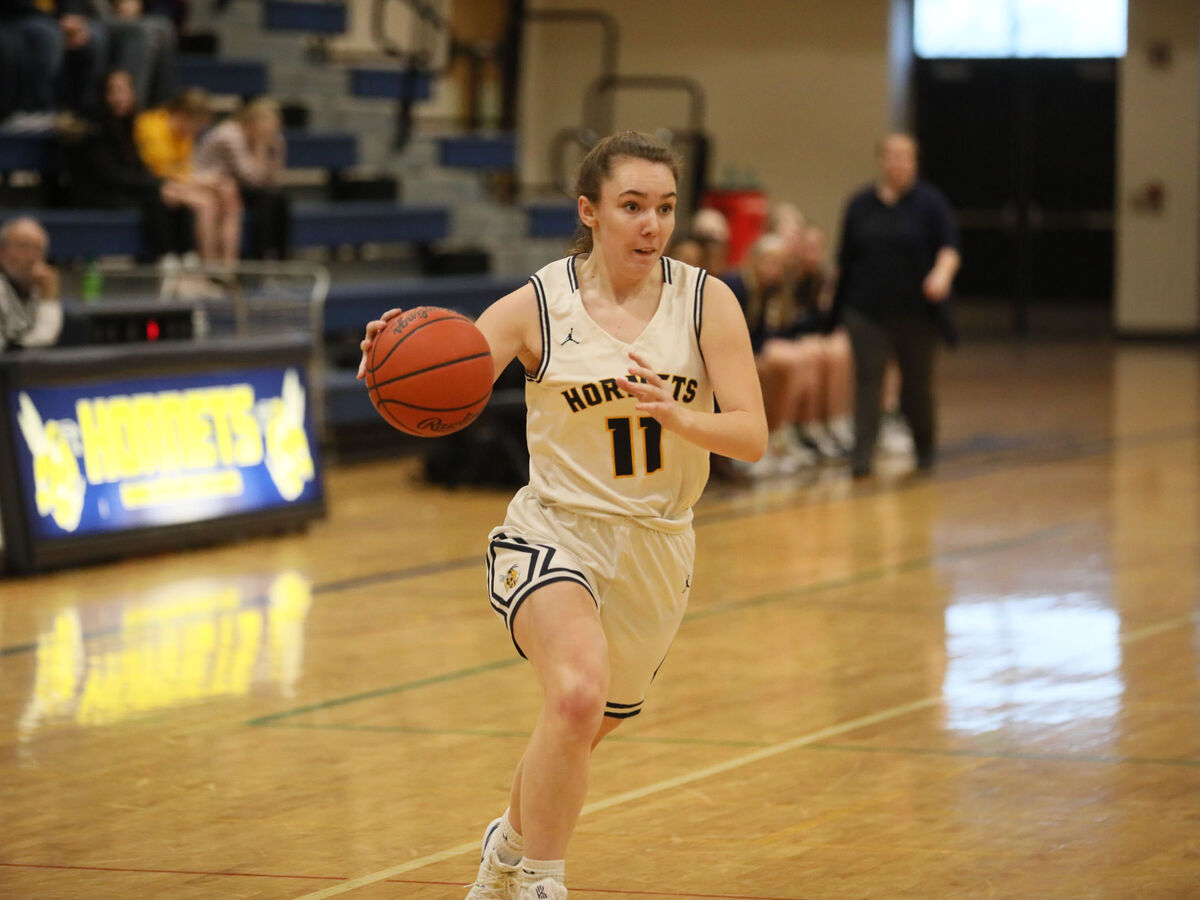 Basketball: Saline Defeats Traverse City West for 7th Straight Victory ...