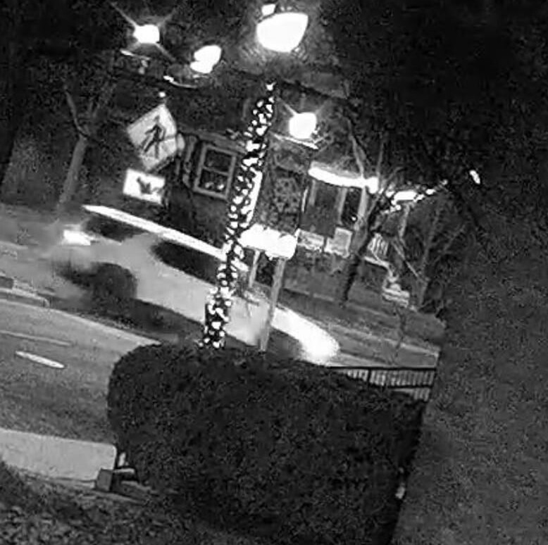 Saline Police Release Pictures Of Hit And Run Suspect Vehicle Seek